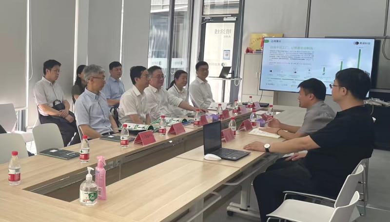 上海大数据中心主任邵军一行来访黑湖科技，详细了解黑湖产品解决方案 - 黑湖小工单-超低成本轻量级透明化工厂生产车间管理系统